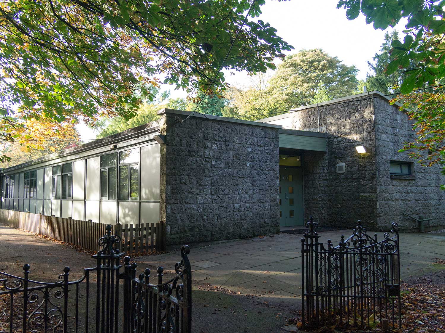 The Lodge | Accessible Group Accommodation in the Peak District ...